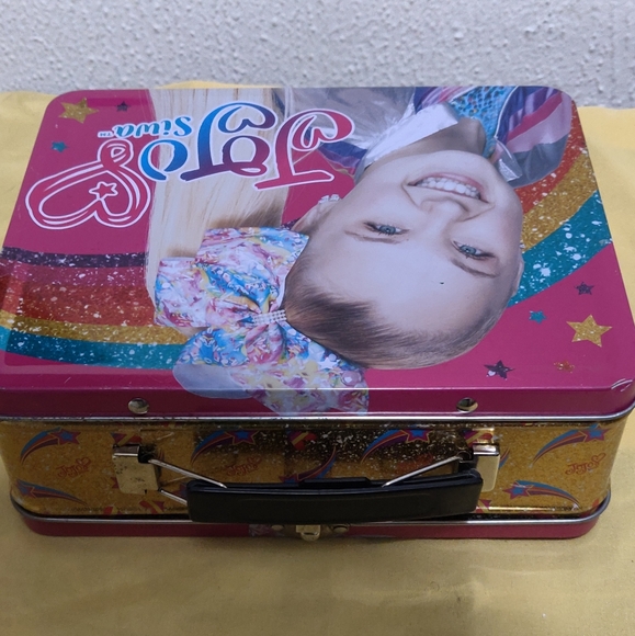 JoJo Siwa | Accessories | Vintage Jo Jo Jojo Siwa Metal Tin Lunch Box ...